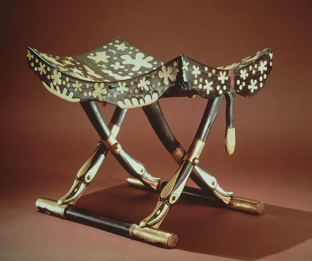 Tutankhamun folding stool imitating leopard skin - Egypt Museum